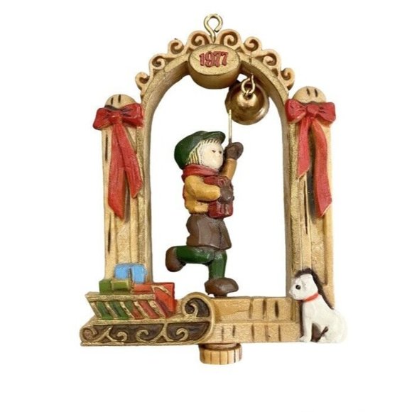 Hallmark | Holiday | Vintage 977 Twirl Abouts Bell Ringer Hallmark Tree ...